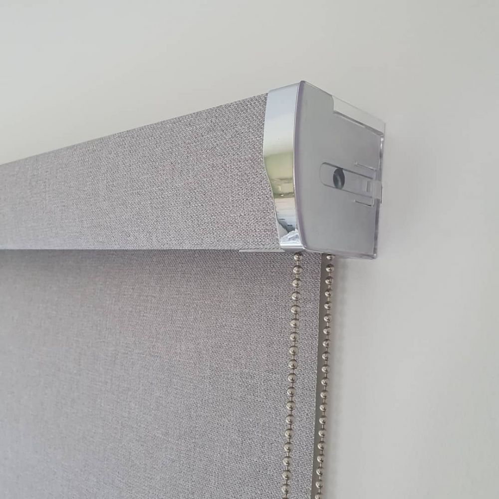 Luxury Dawn Dark Green Blackout Roller Blind – Rullgardin Bespoke ...